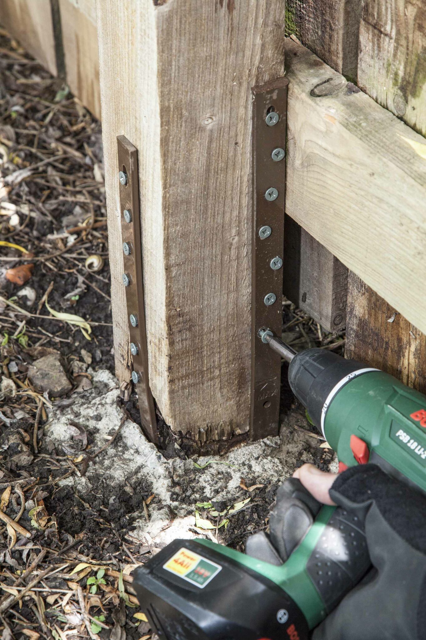 Fence Post Repair | Quick, Easy & Affordable | Post Buddy UK